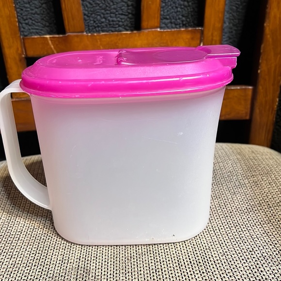 Tupperware | Kitchen | Tupperware Slimline Picture Small | Poshmark